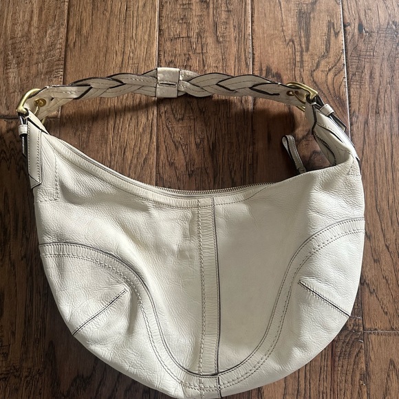 Coach | Bags | Coach Soho Dylan Med 042 Parchment White Leather Hobo ...